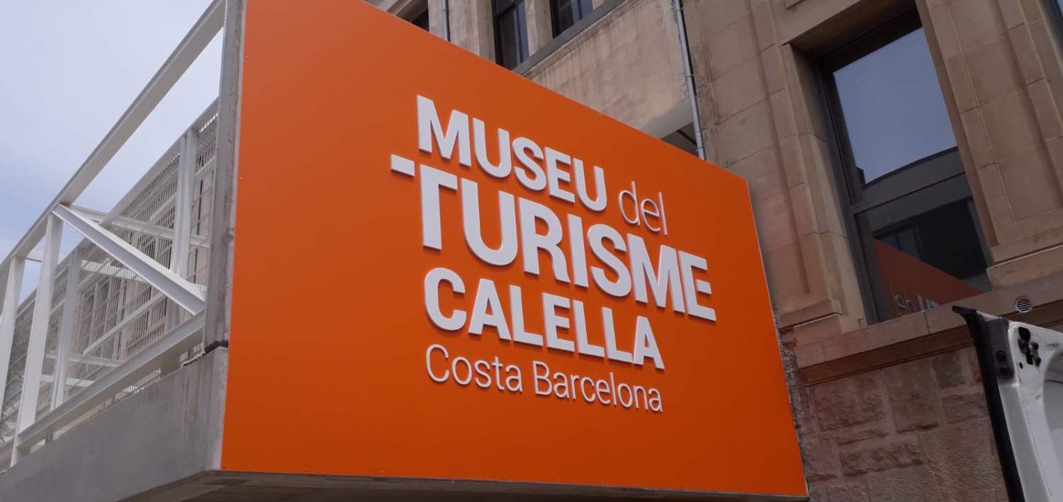 El Museu del Turisme estrena cartell nou – Ràdio Calella Televisió